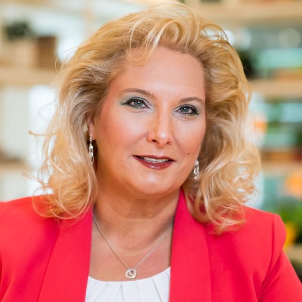 Simple Swaps: Feedback vs Debrief - Exactly What to Say